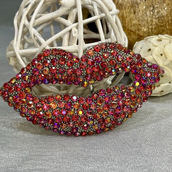 Unbranded | Accessories | Vintage Rhinestone Lips Belt Buckle | Poshmark